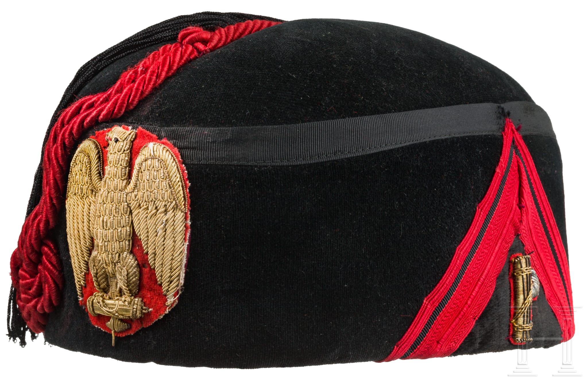 A black fez of a caporale d'onore, circa 1941 | Barnebys
