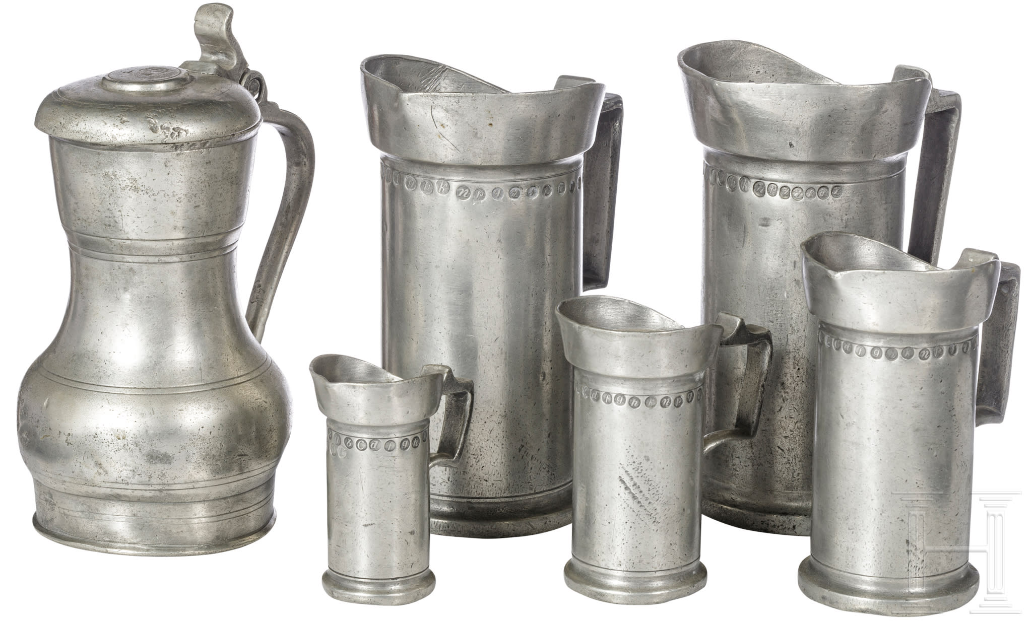 A Dutch pewter jug and five measures, 18th/19th century | Barnebys
