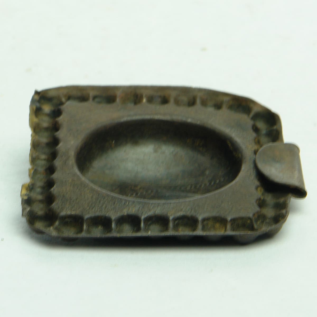 Cricket Belt Buckle. Large Ball & small balls! - ABCR Auctions